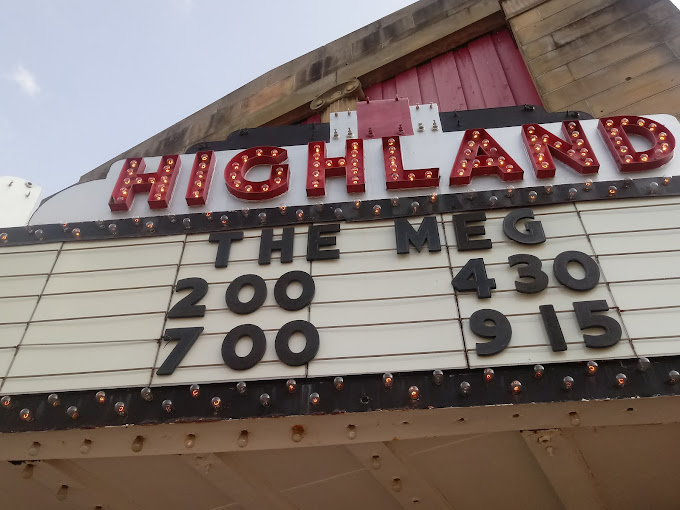 Highland Square Theatre - Showtimes & Tickets