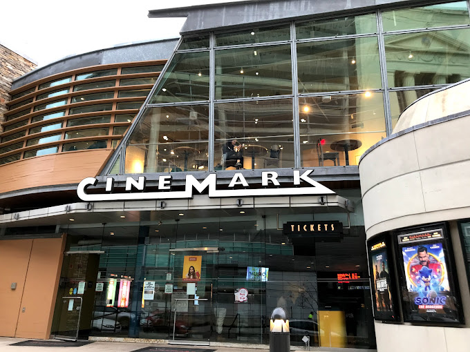 Cinemark University City Penn 6 Theater - Showtimes