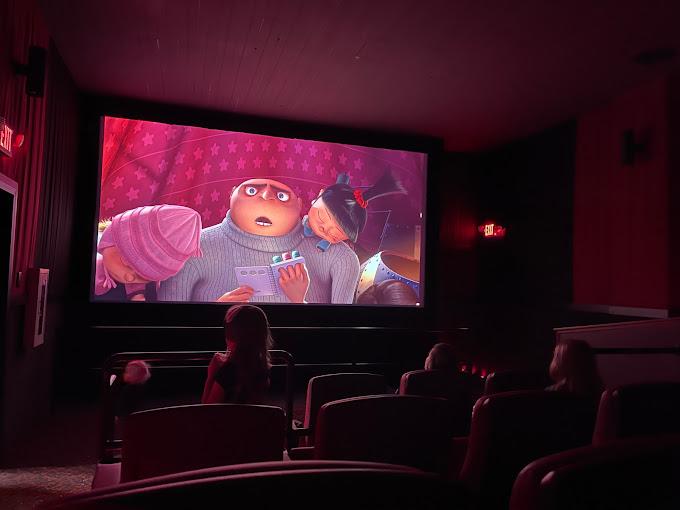 Falls Theatre in River Falls, WI - Screendollars
