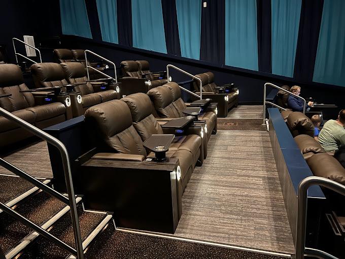 Fridley Waukee Palms Theatres & IMAX - Showtimes & Tickets