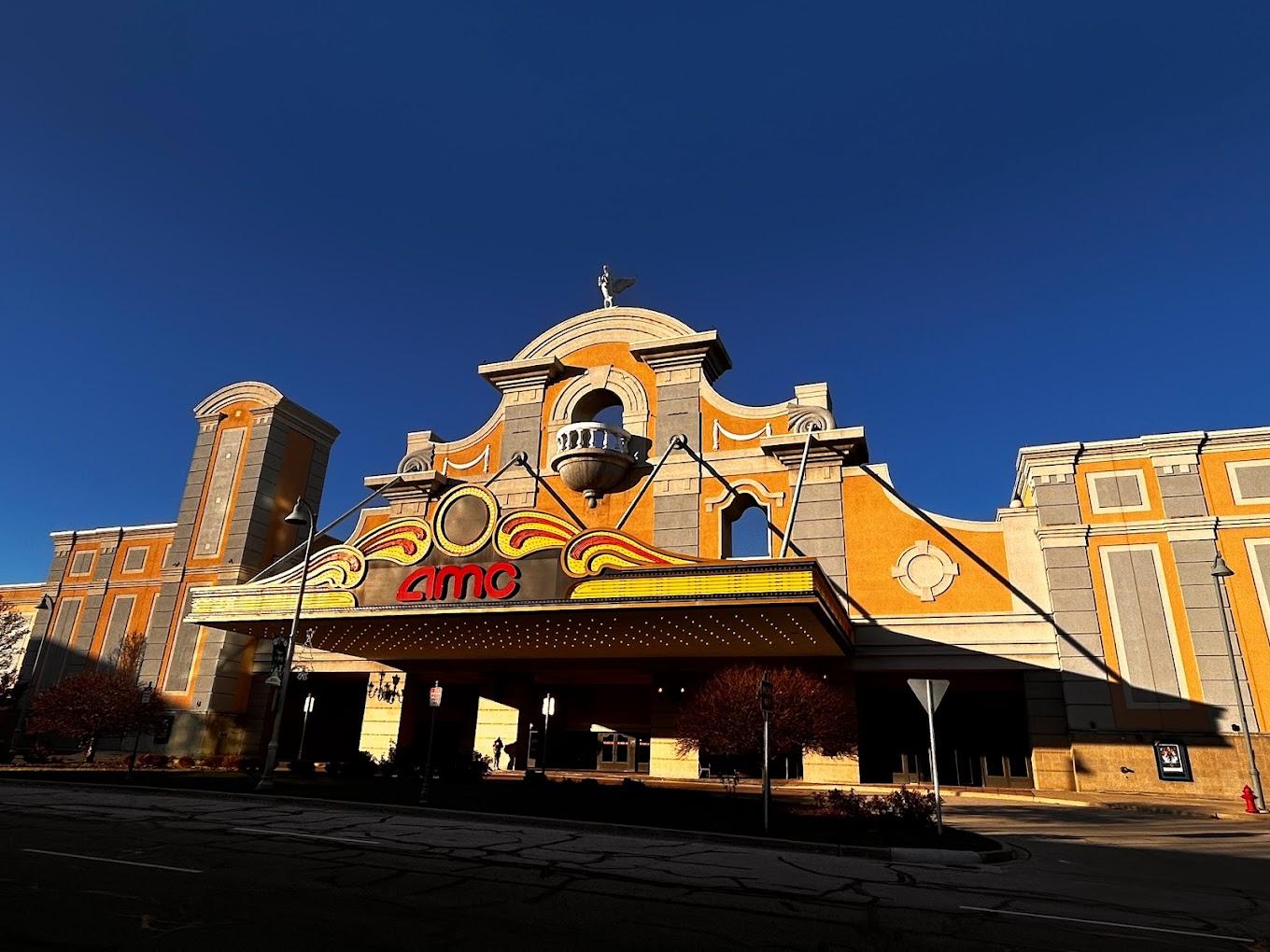 AMC DINE-IN Rosemont 12 - Showtimes & Tickets