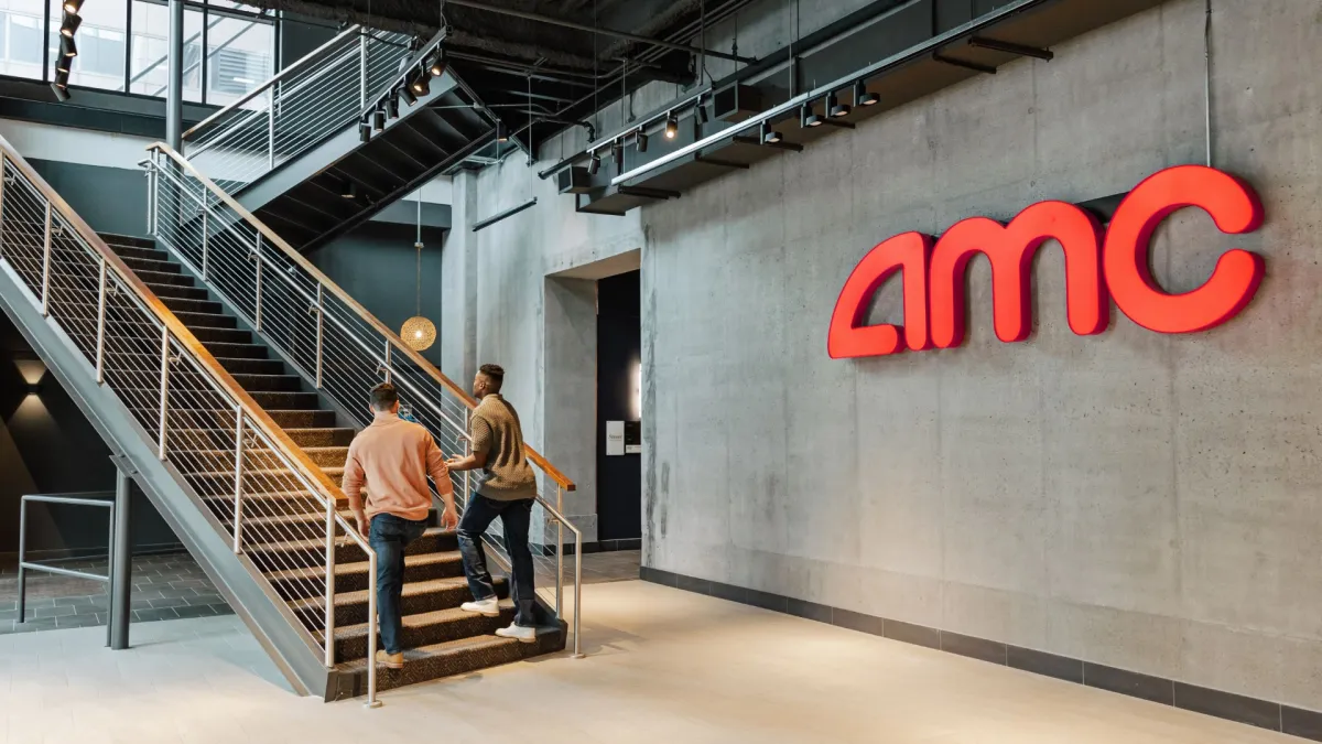 AMC Causeway 13 in Boston, MA - Showtimes - Screendollars