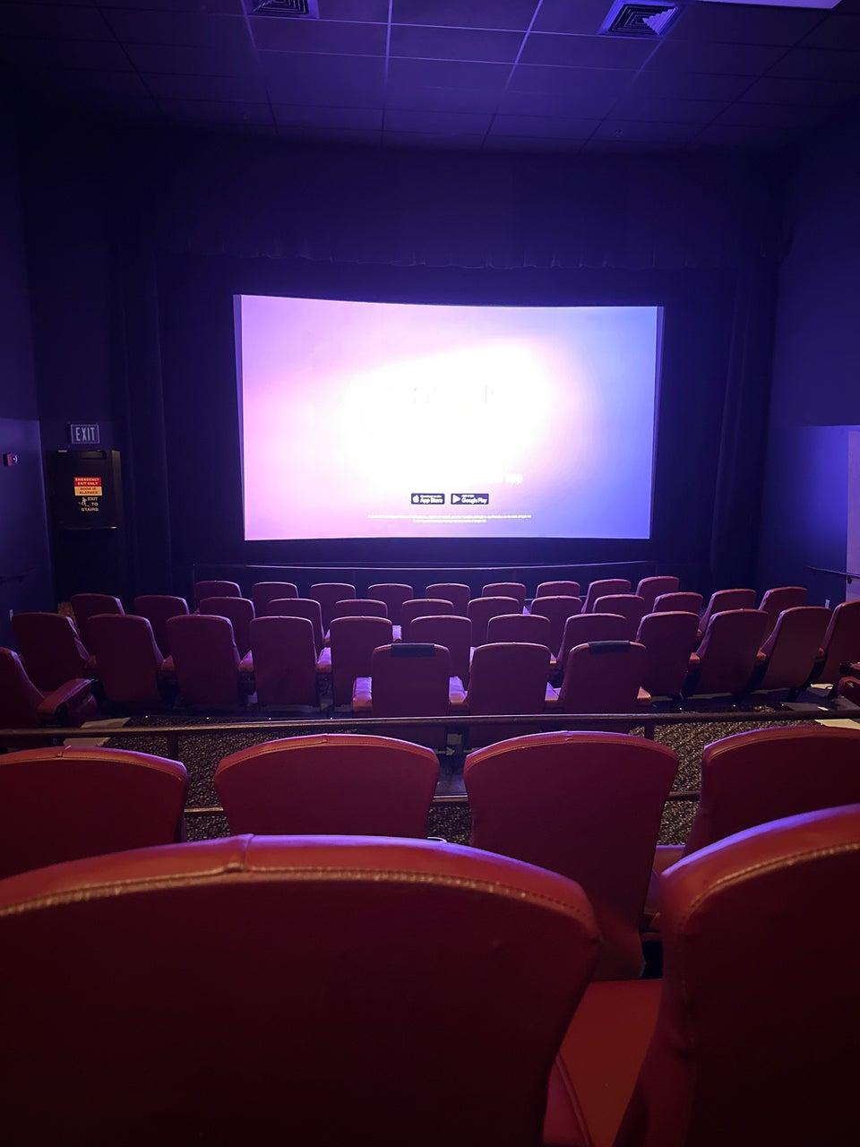 AMC Fashion Valley 18 Theatre in San Diego, CA - Showtimes & Tickets