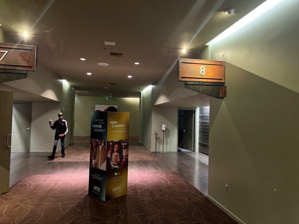 AMC Houston 8 Theatre - Showtimes & Tickets