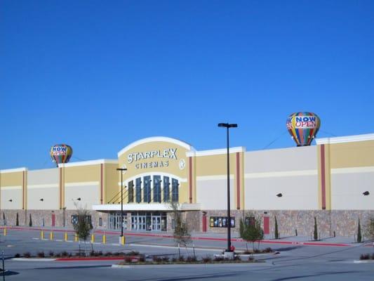 AMC Lake Worth 14 Theatre in Fort Worth - Showtimes & Tickets