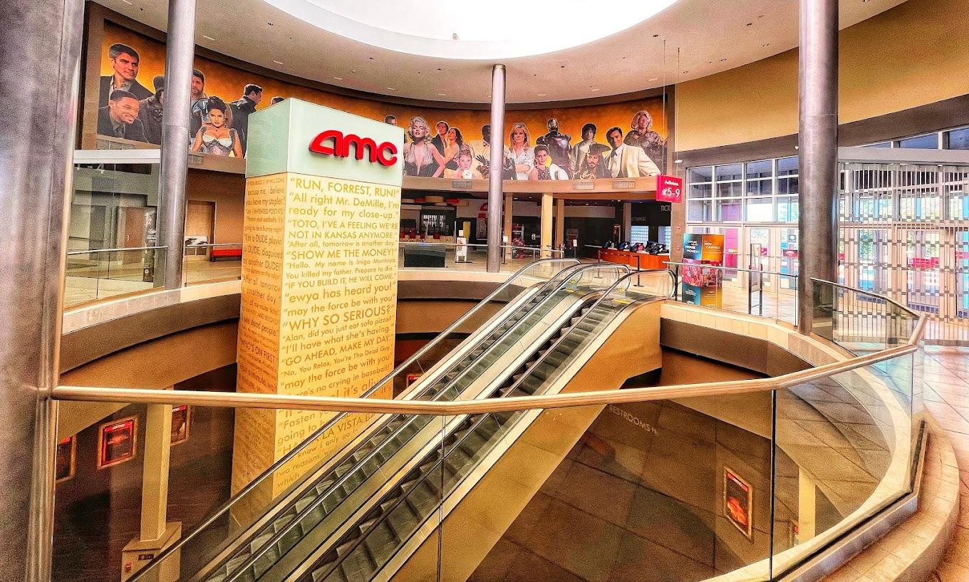 AMC Lakeline 9 Theatre in Cedar Park - Showtimes & Tickets