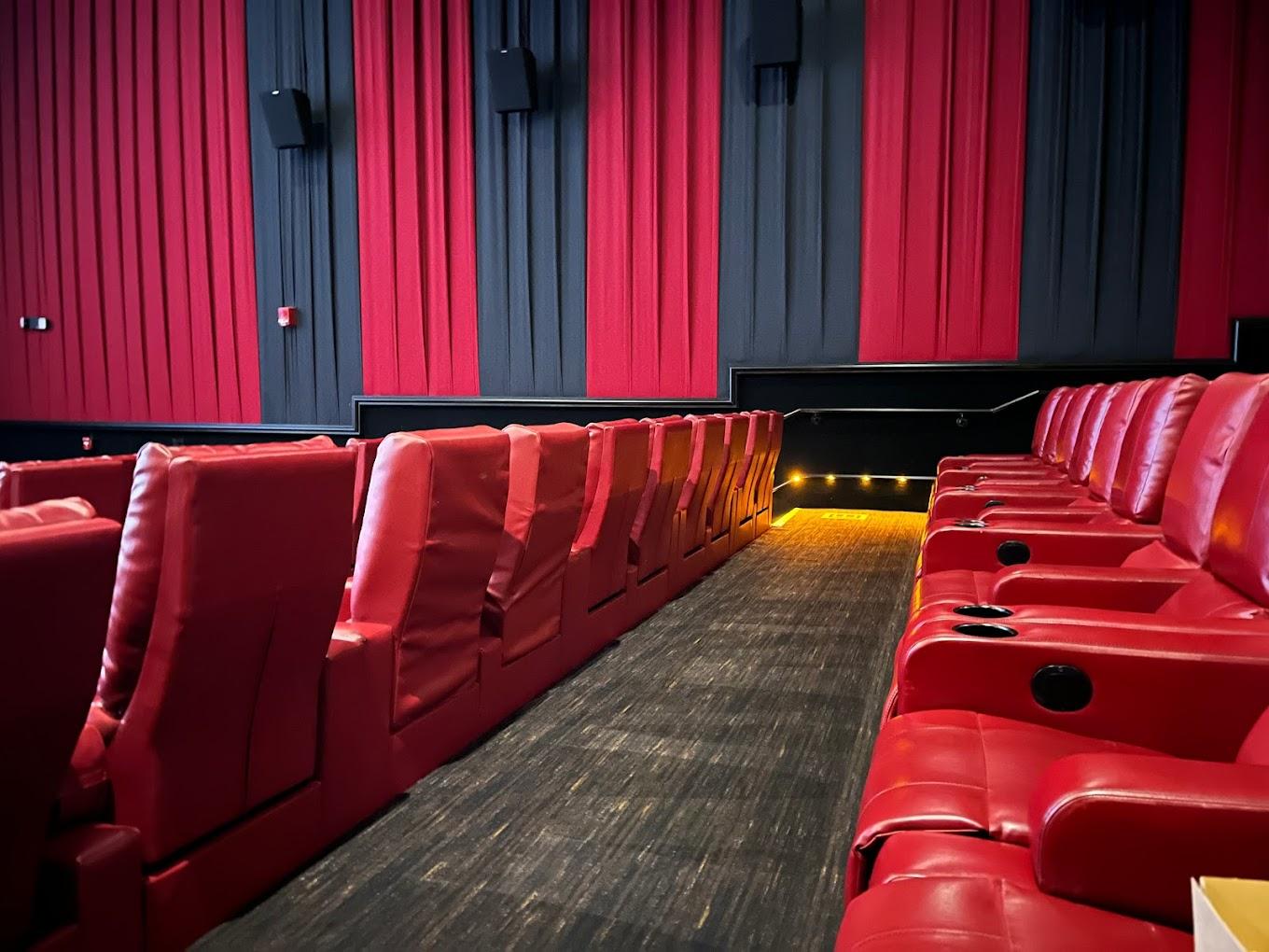 AMC Lakeline 9 Theatre in Cedar Park - Showtimes & Tickets