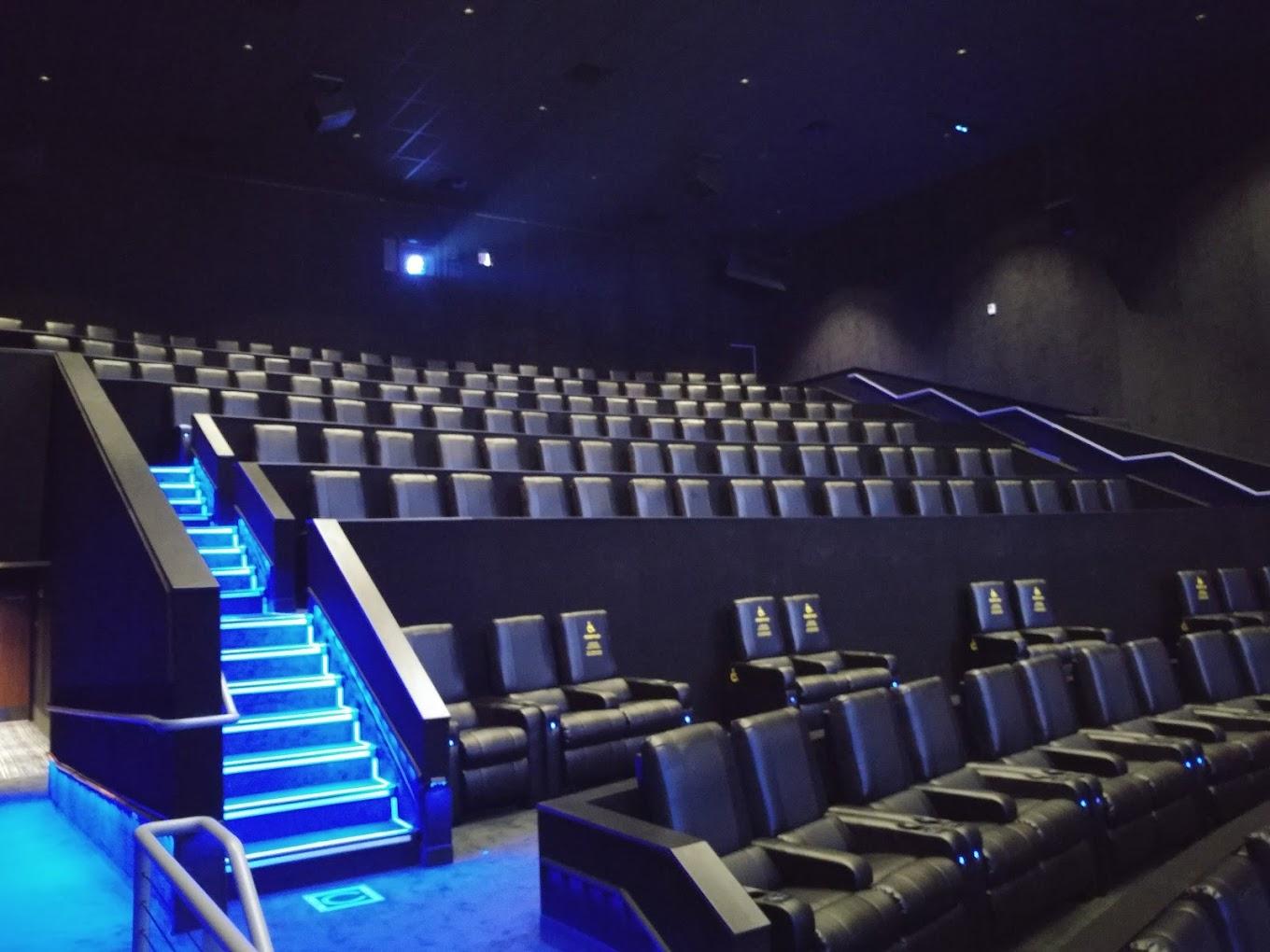 AMC Metropark Square 10 Theatre - Showtimes & Tickets