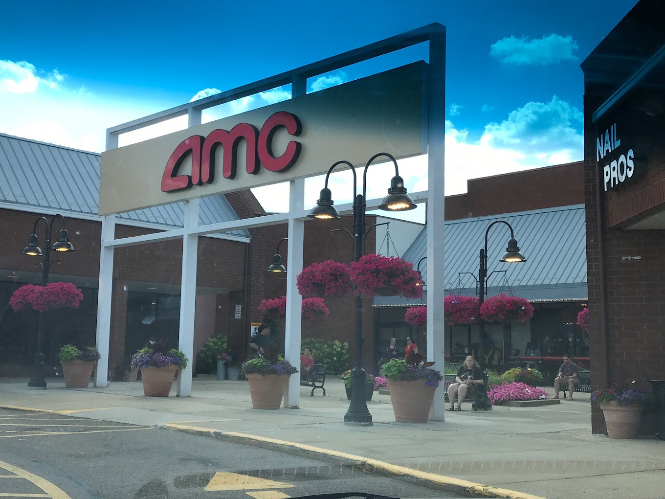 AMC Ridge Park Square Cinema 8 - Showtimes & Tickets