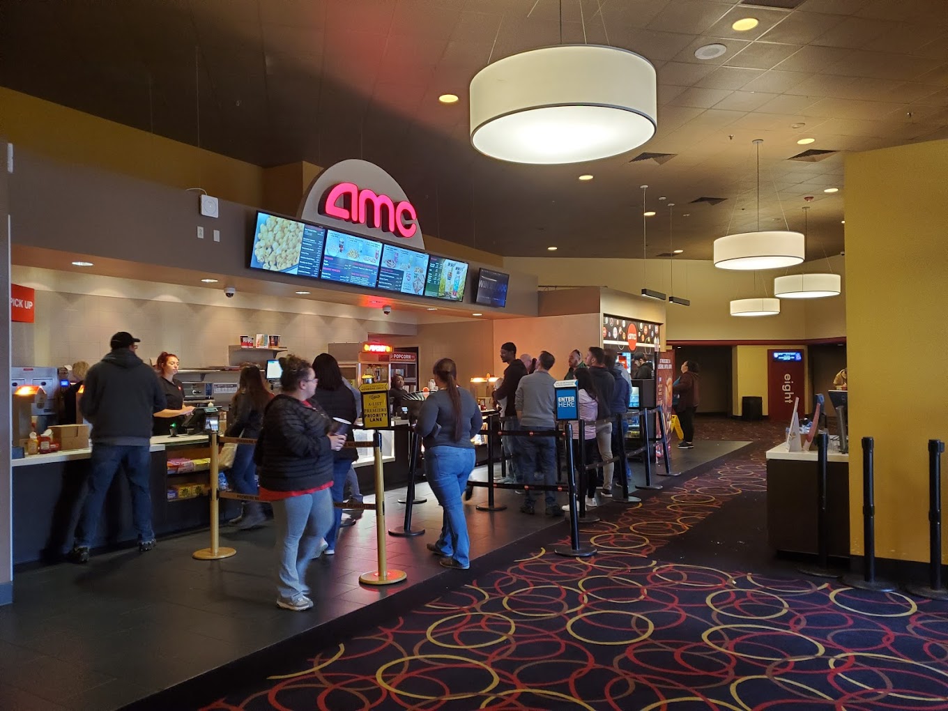 AMC Ridge Park Square Cinema 8 - Showtimes & Tickets