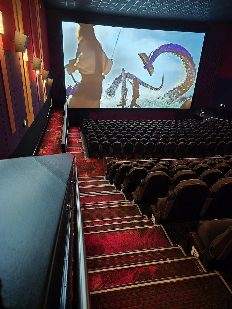 Regal Bridgeport Village - Showtimes & Tickets