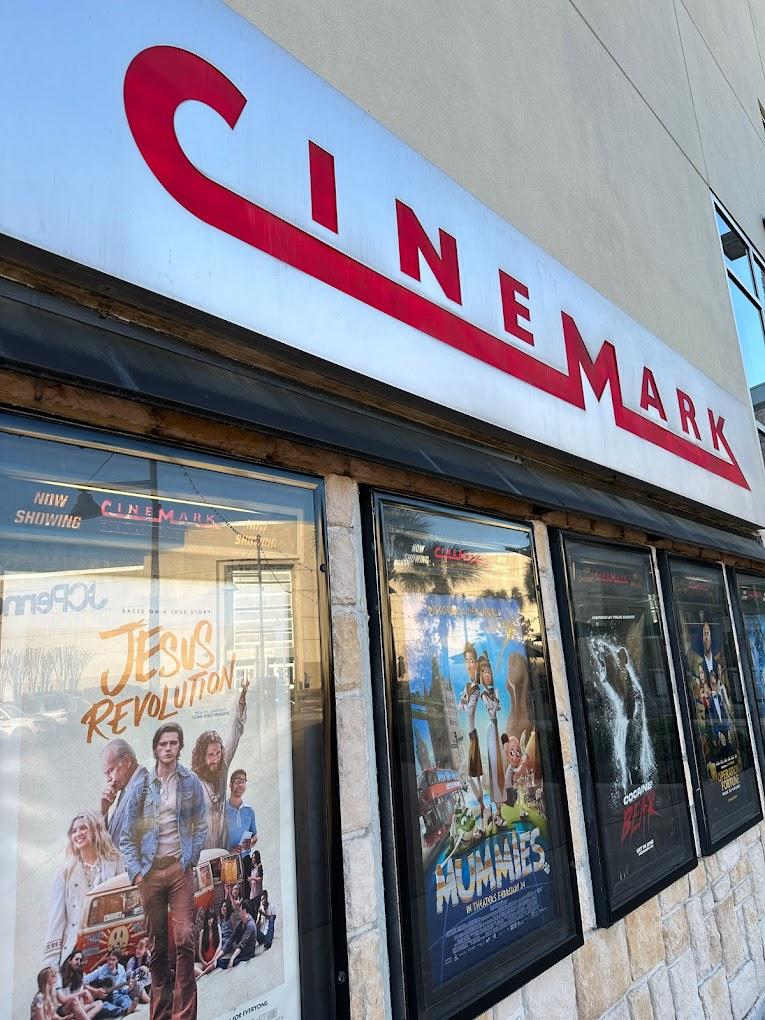 Cinemark Memorial City Theatre in Houston - Showtimes & Tickets