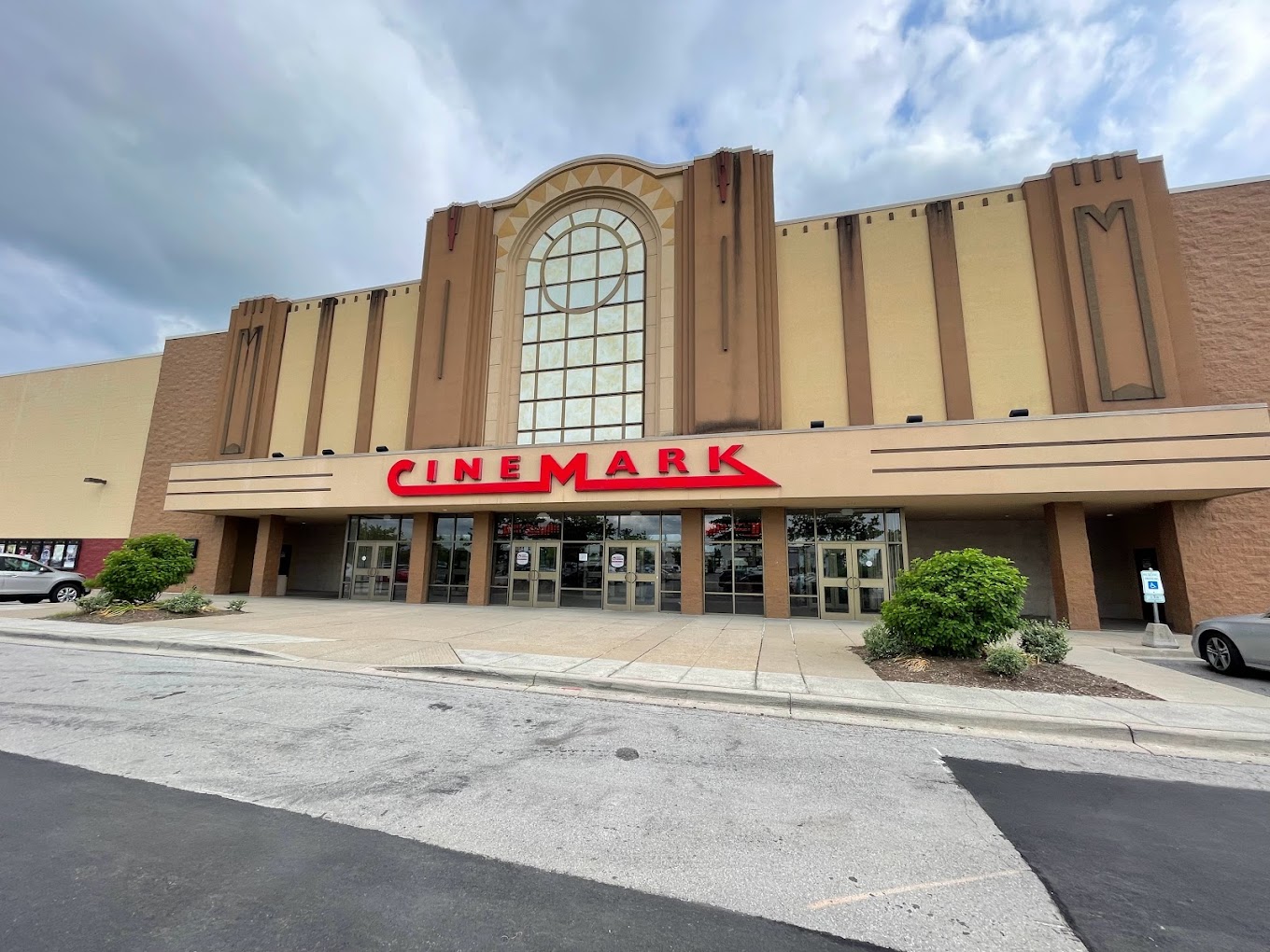 Cinemark Fayette Mall and XD - Showtimes & Tickets