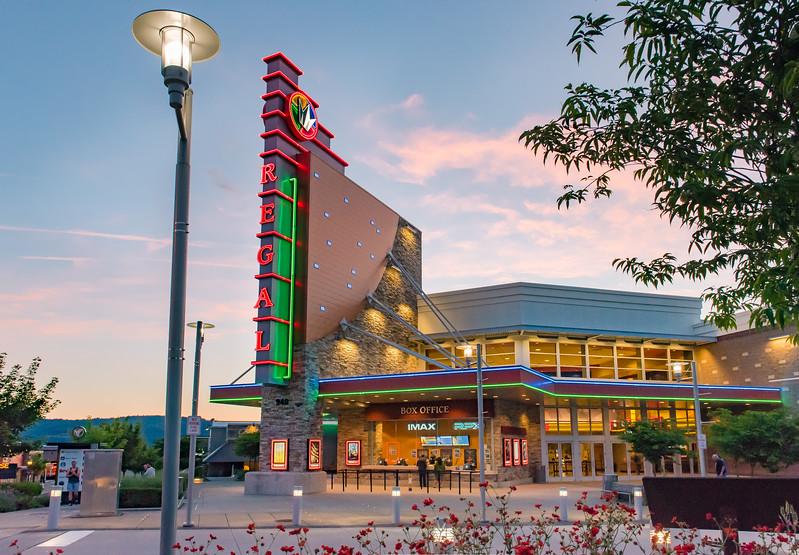 Regal Issaquah Highlands - Showtimes & Tickets