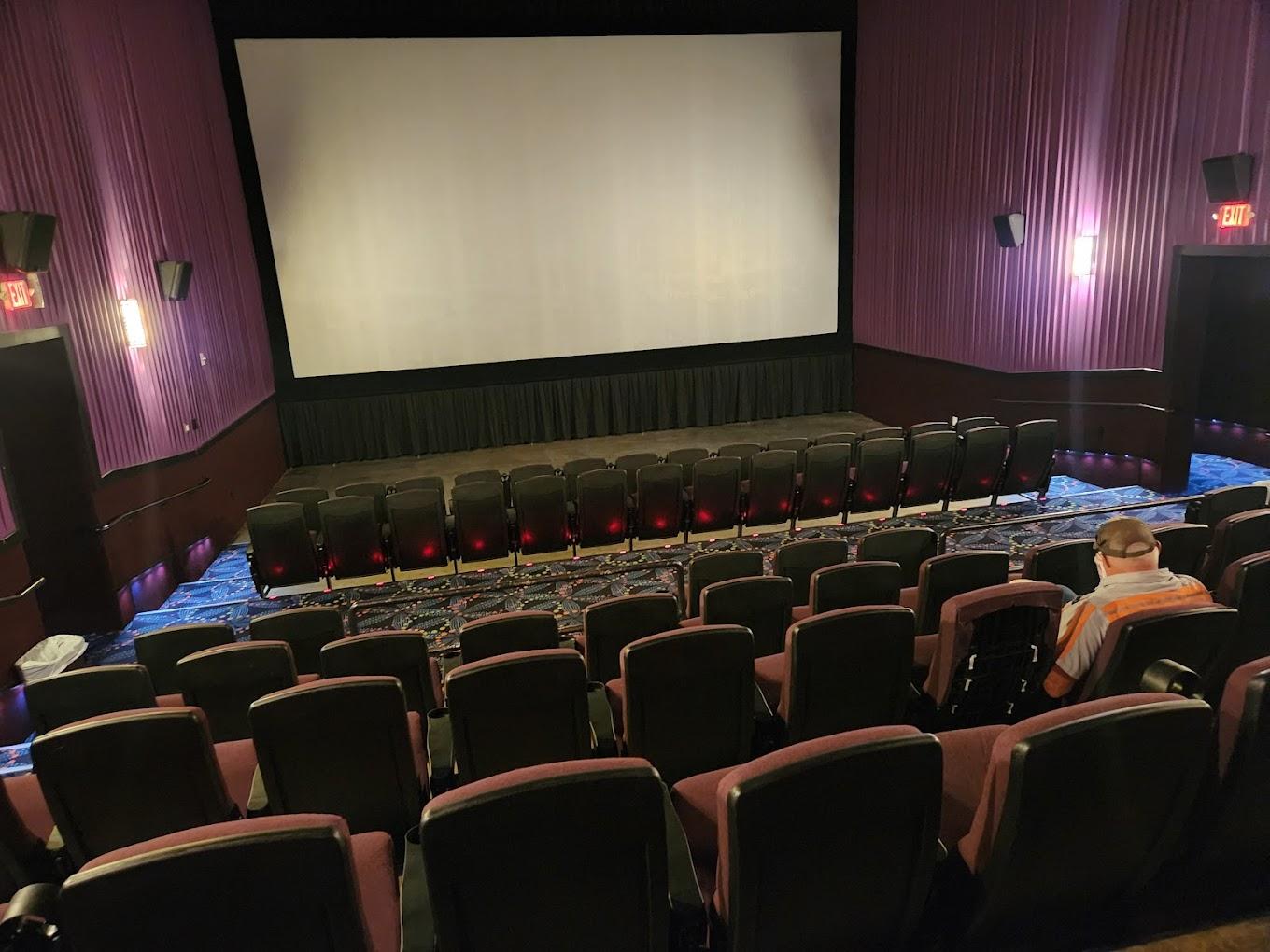 D-Max Cinema in Gainesville - Showtimes & Tickets