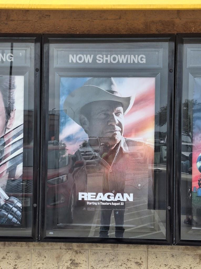 D-Max Cinema in Gainesville - Showtimes & Tickets