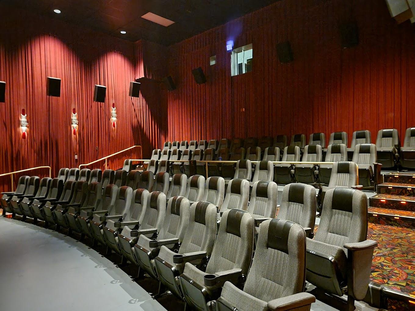 Regal Fox Tower - Showtimes & Tickets