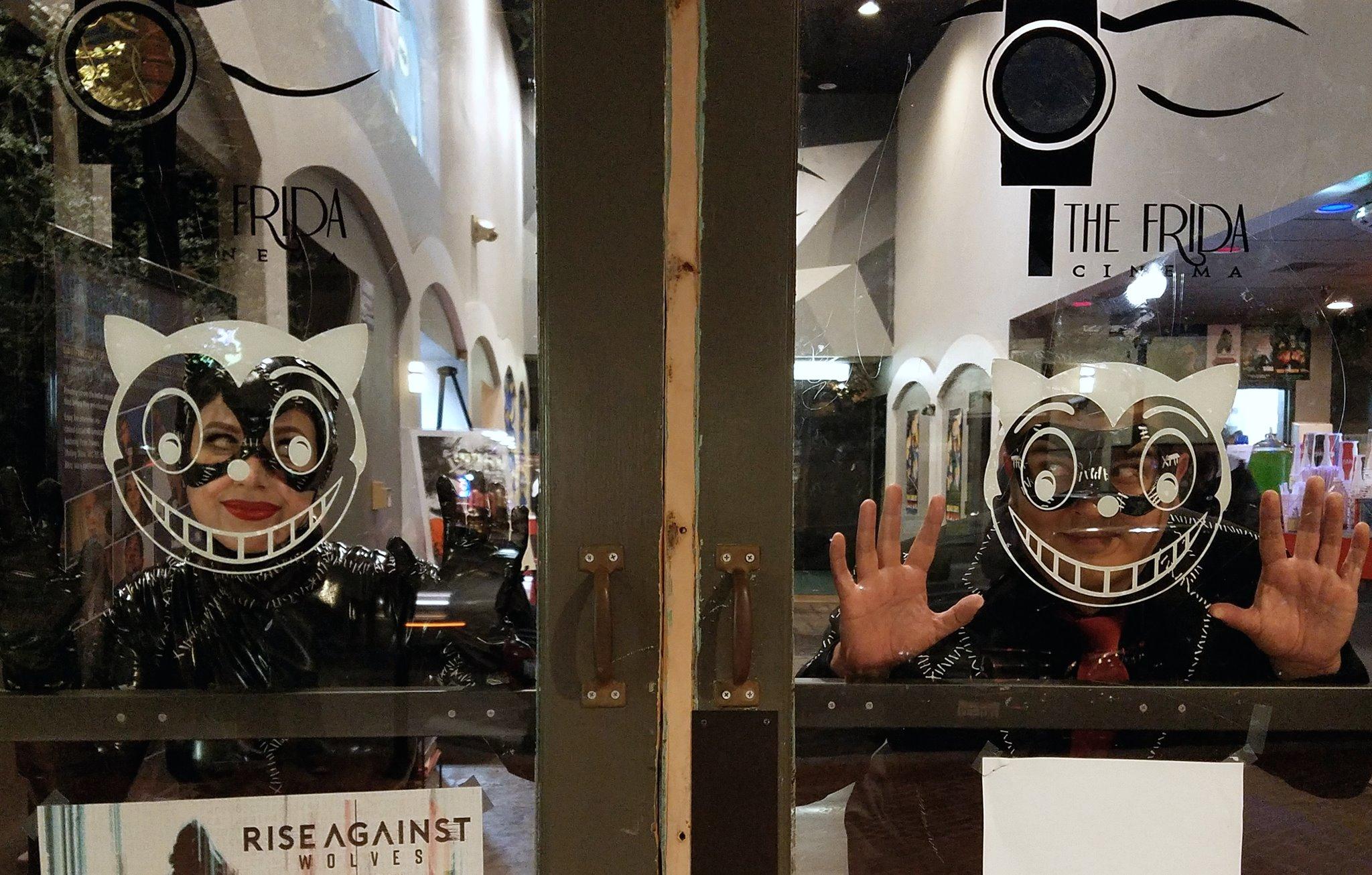 Frida Cinema in Santa Ana - Showtimes & Tickets