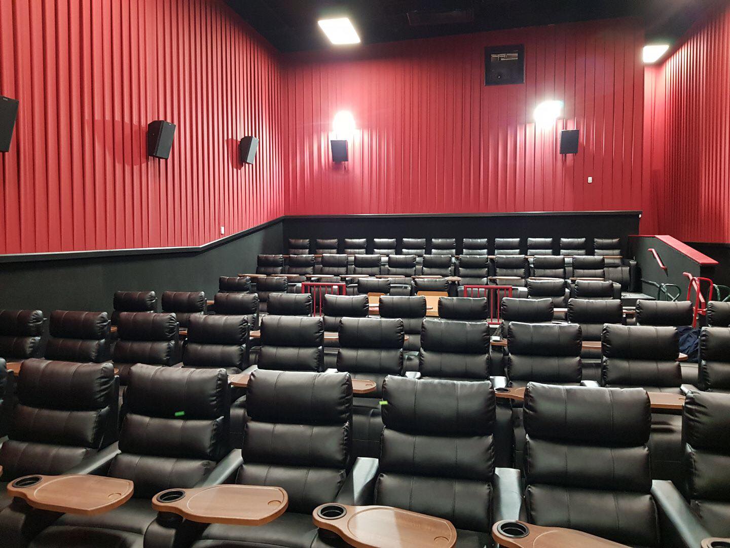 Hot Springs VIP Cinema in Hot Springs, AR - Screendollars