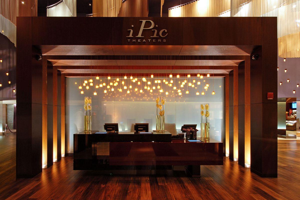 IPIC Entertainment - Screendollars