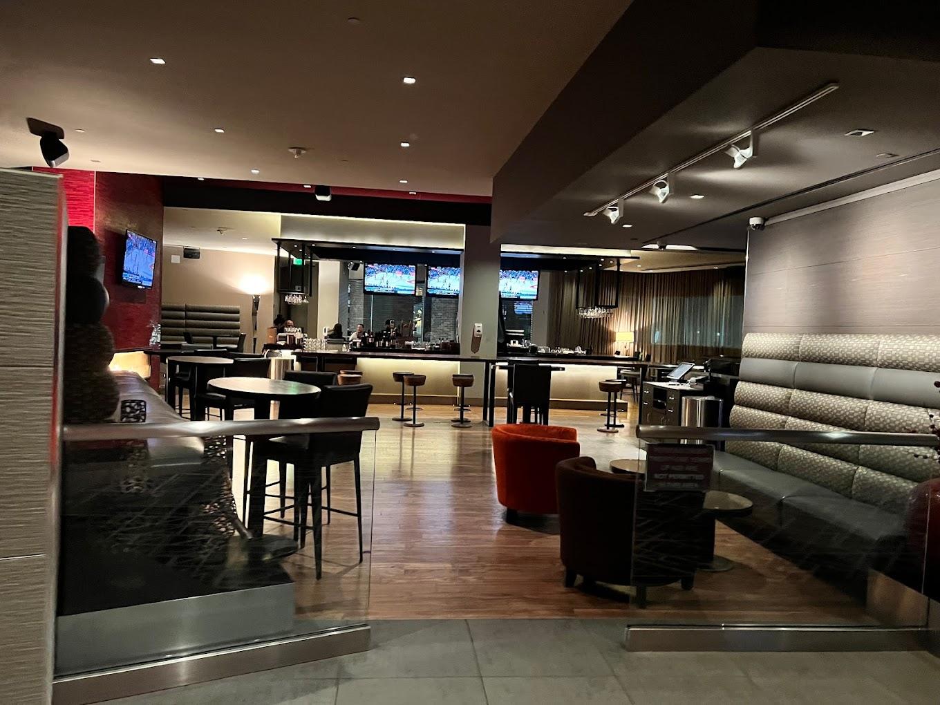 IPIC Redmond - Showtimes & Tickets