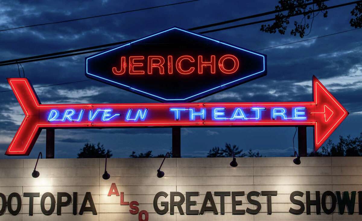 Jericho Drive-In Theater in Glenmont, NY - Showtimes