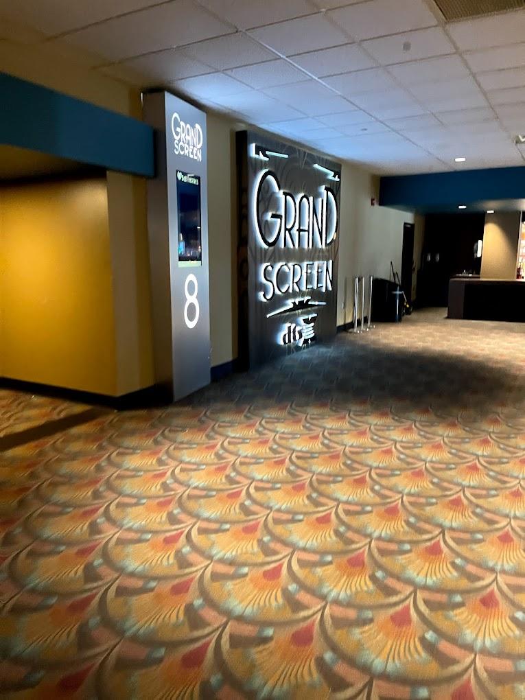 B&B Theatres Lee's Summit 16 - Showtimes & Tickets