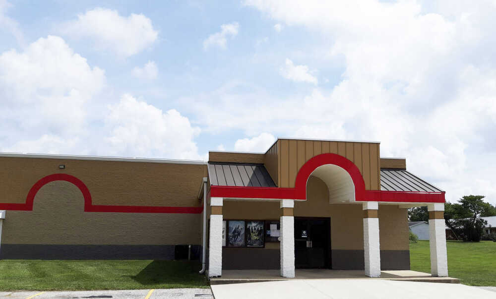 Linton Cinemas in Linton, Indiana - Showtimes & Tickets