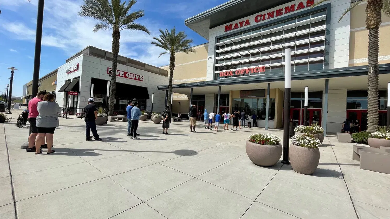 Maya Fresno Cinemas - Showtimes & Tickets