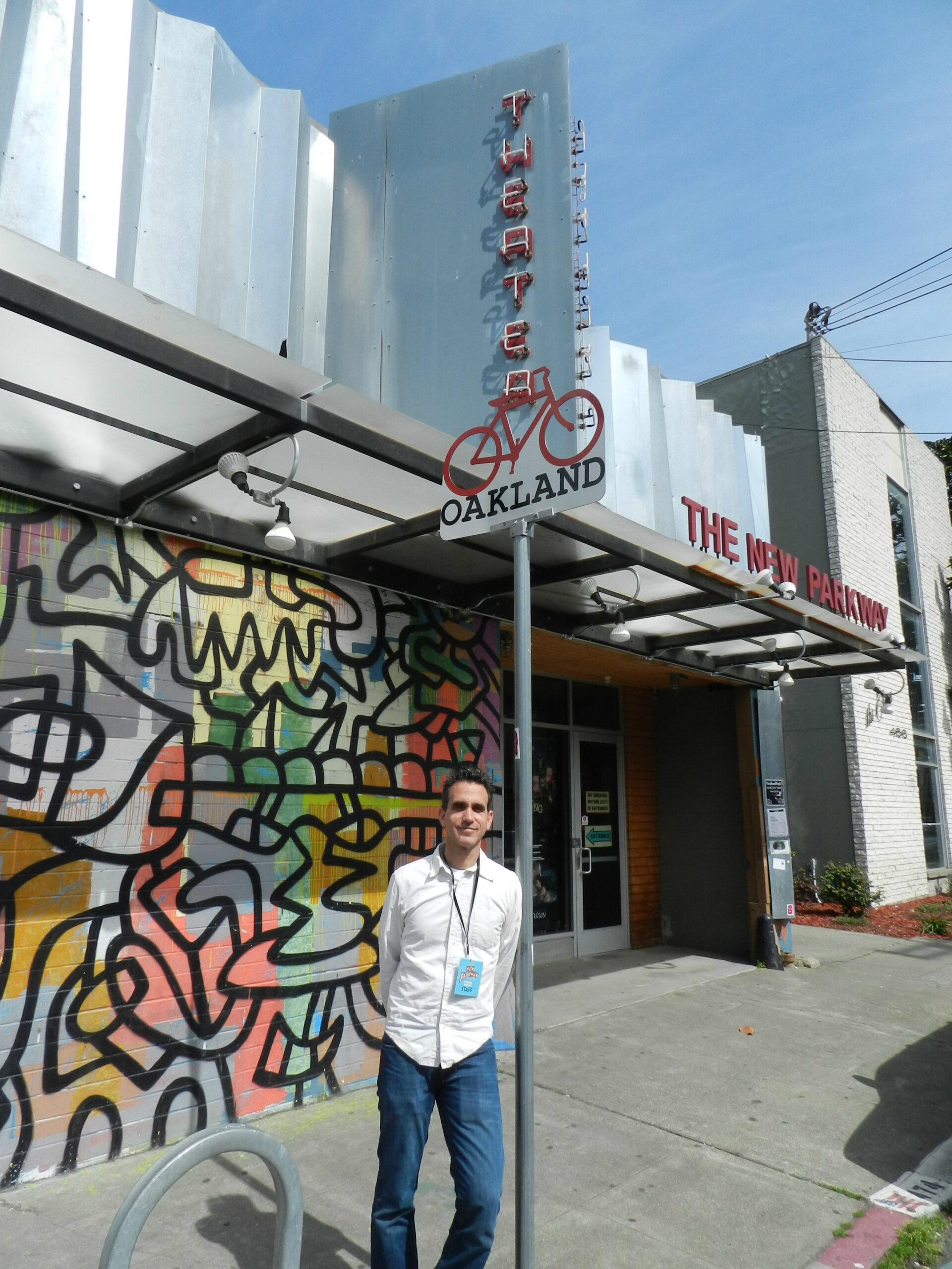 New Parkway Theater in Oakland - Showtimes & Tickets