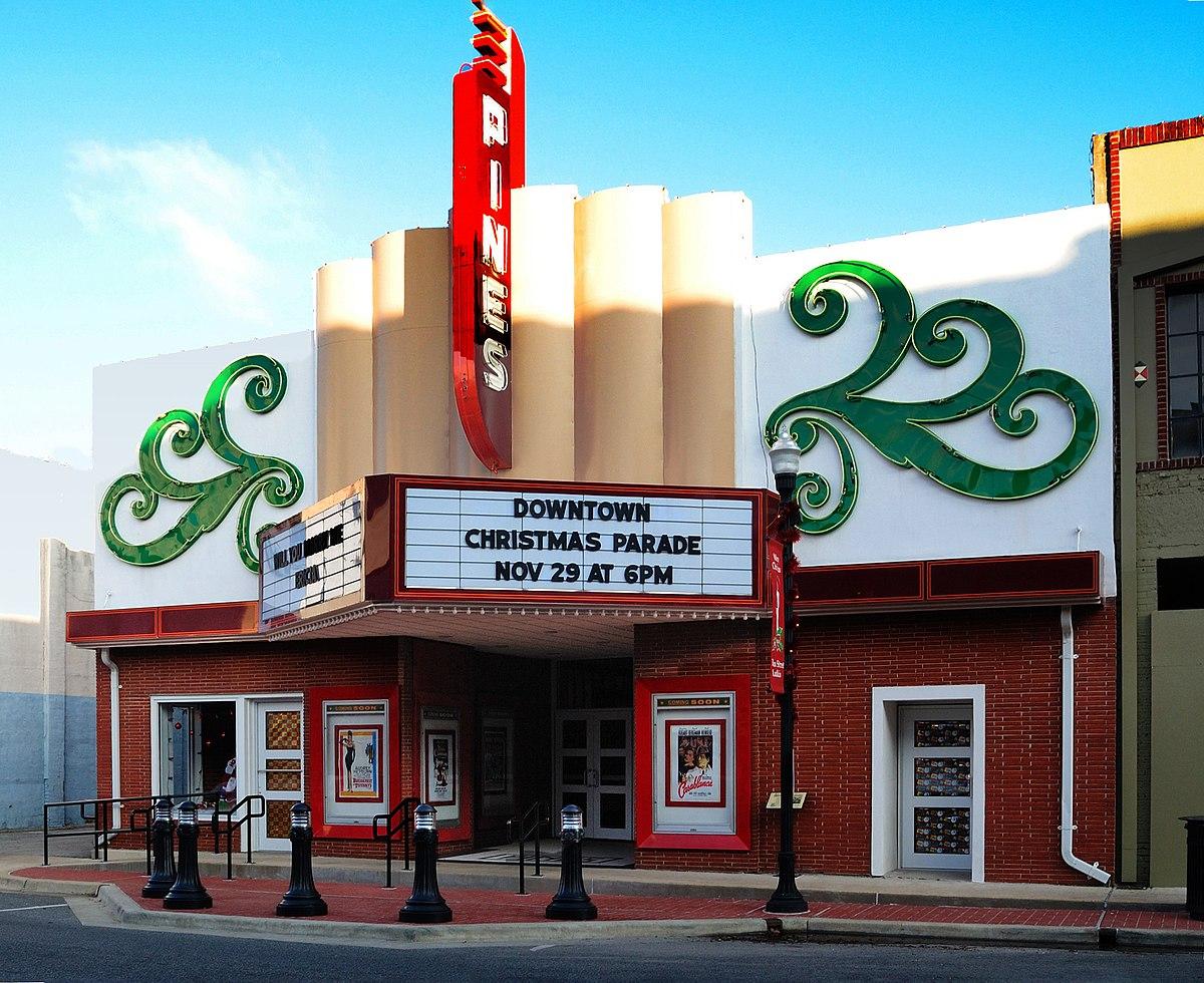 Pines Theatre in Lufkin, TX - Screendollars