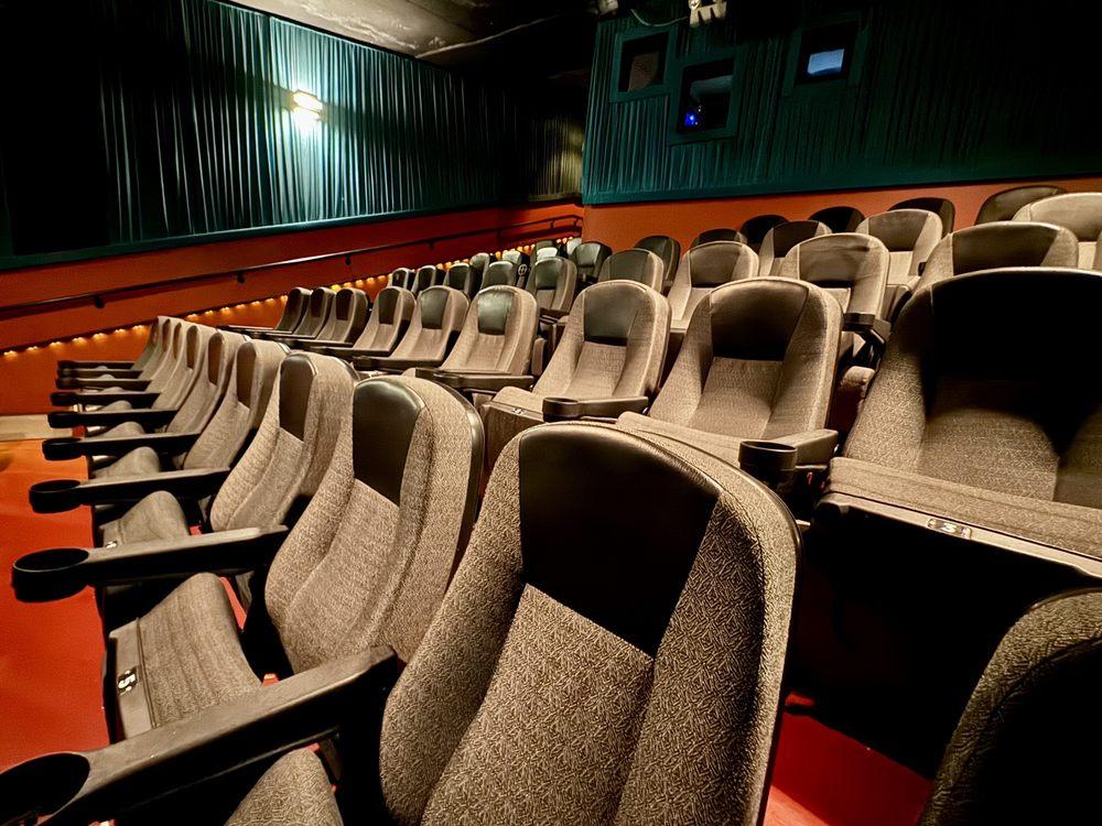 Prime Cinemas Del Oro in Grass Valley - Showtimes & Tickets