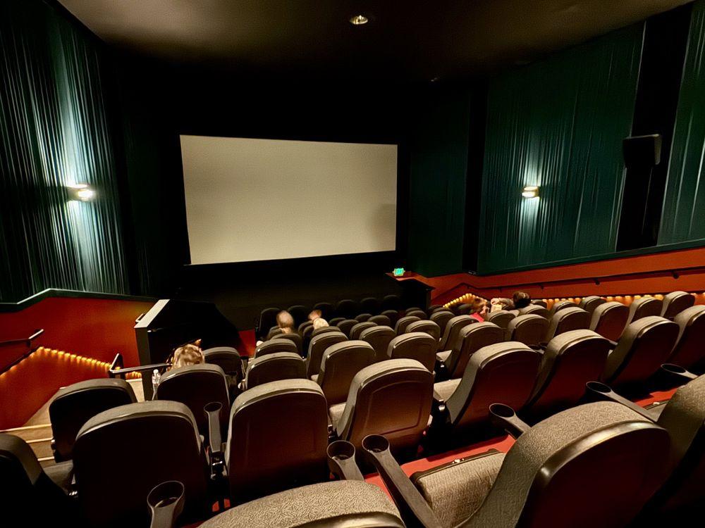 Prime Cinemas Del Oro in Grass Valley - Showtimes & Tickets