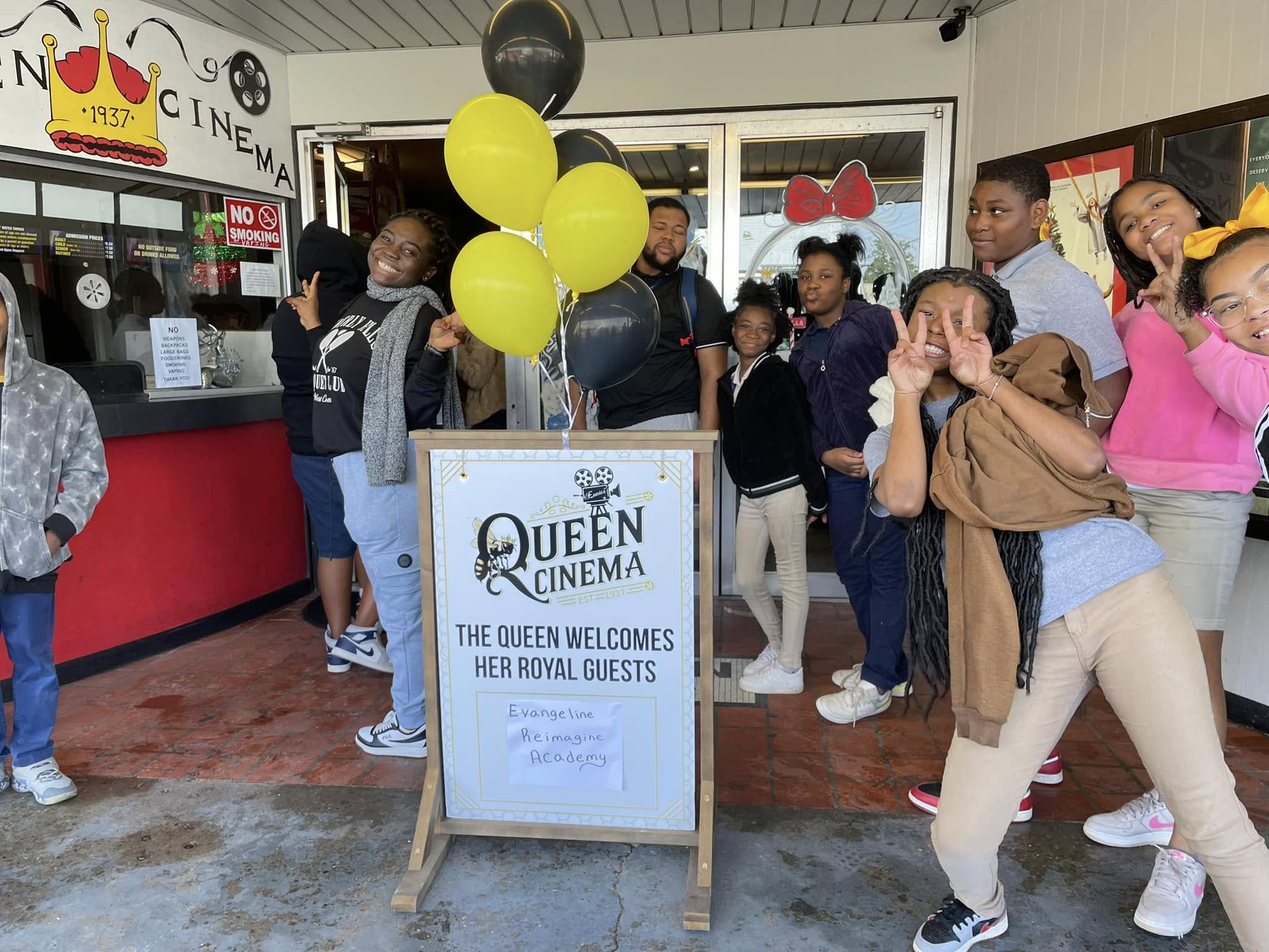 Queen Cinema 3 - Showtimes & Tickets