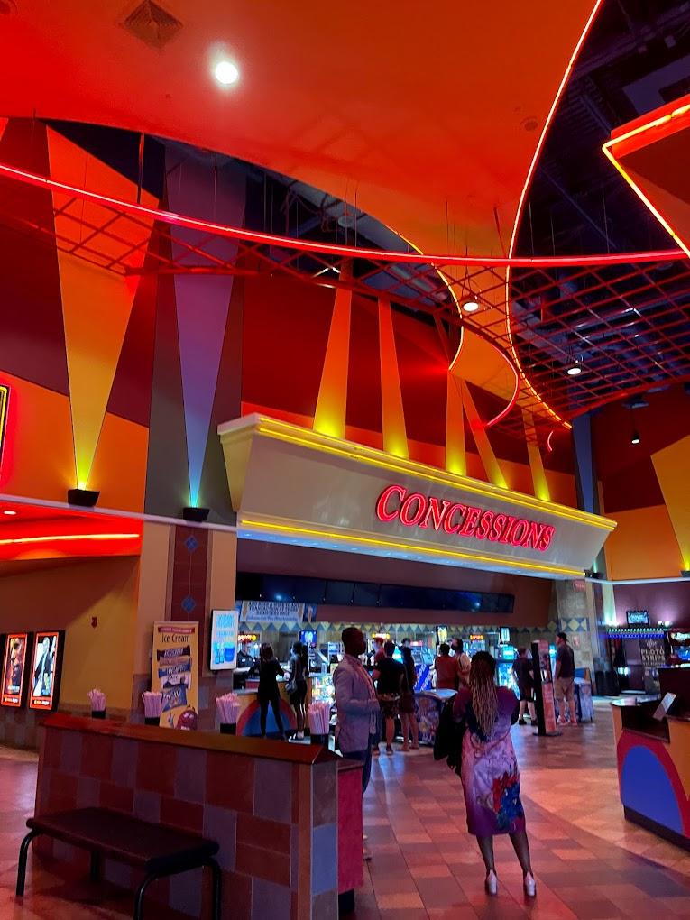 Regal River Point - Showtimes & Tickets