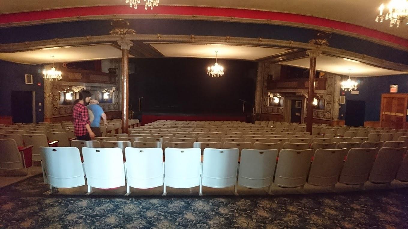 El Raton Theatre - Showtimes & Tickets