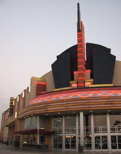 Reading Valley Plaza with IMAX Theatre in Bakersfield - Showtimes & Tickets