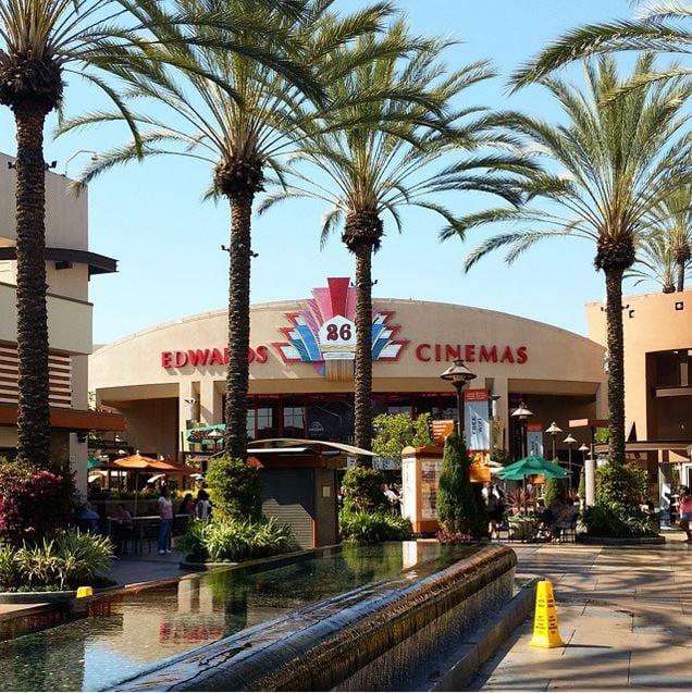 Regal Edwards Theatre in Long Beach - Showtimes & Tickets