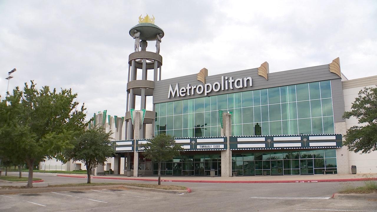 Regal Metropolitan - Showtimes & Tickets