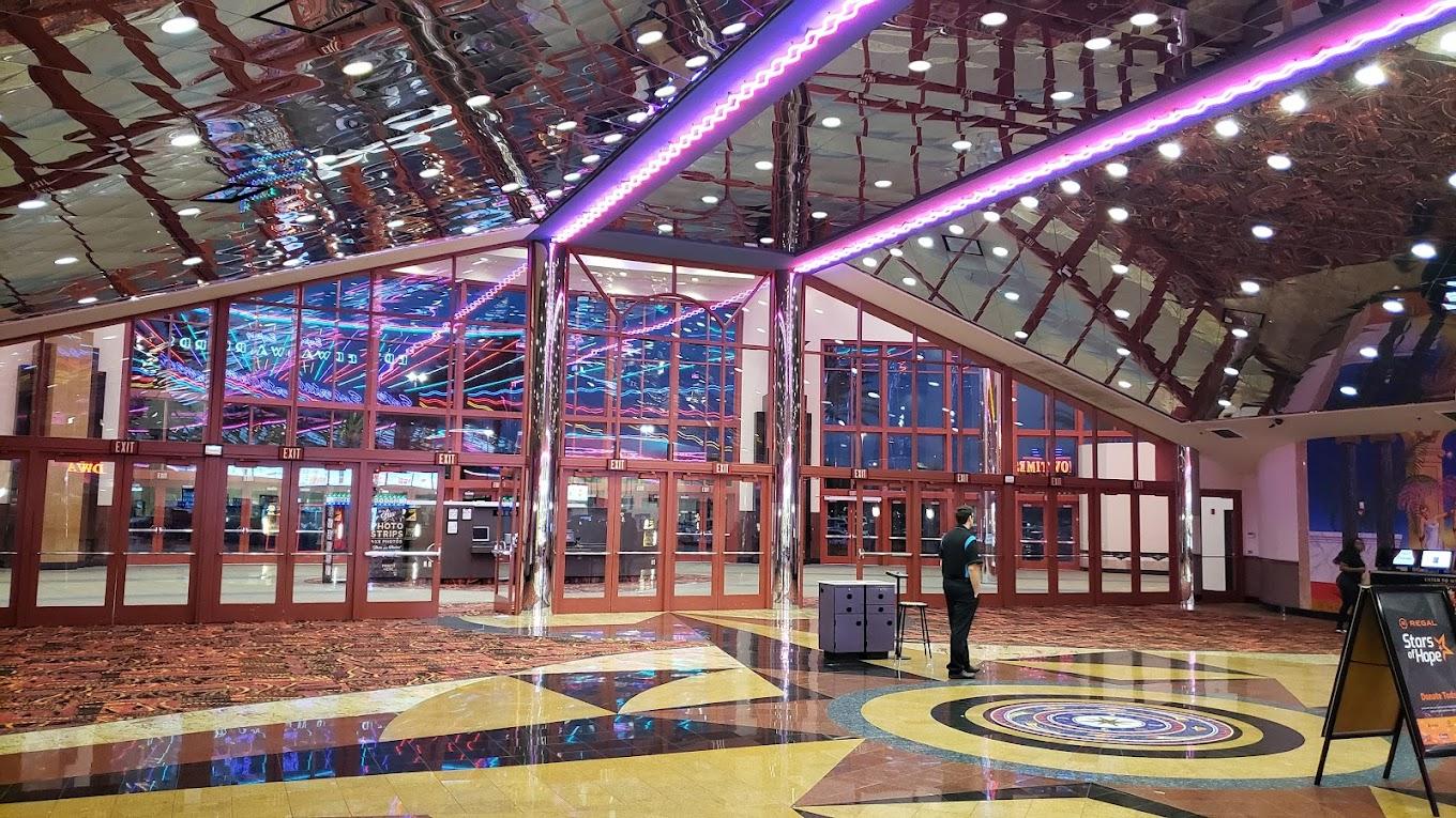 Regal Edwards Ontario Palace 22 & IMAX - Screendollars