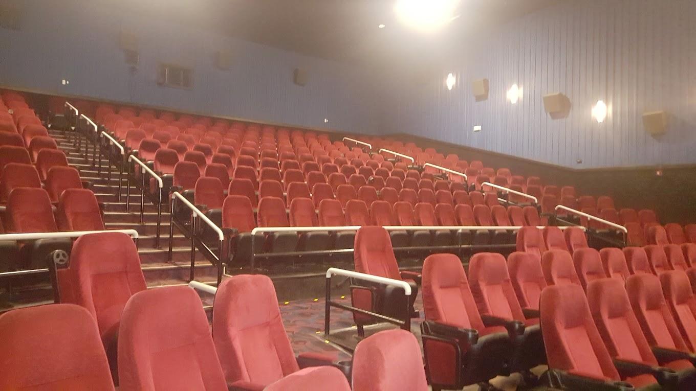 Regal Star - Showtimes & Tickets