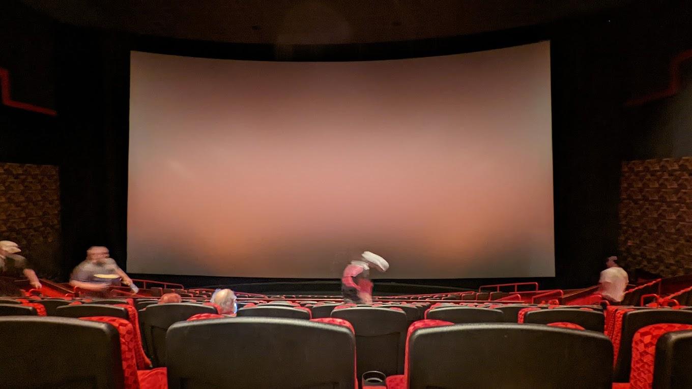 Regal Warren Moore - Showtimes & Tickets