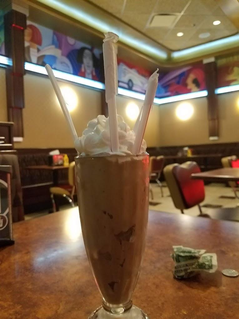 Regal Warren Moore - Showtimes & Tickets