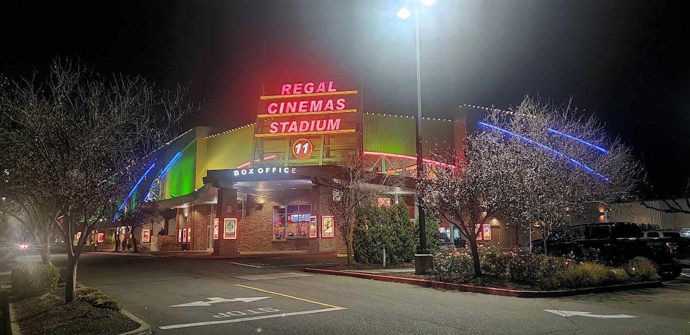 Regal Willamette Town Center - Showtimes & Tickets