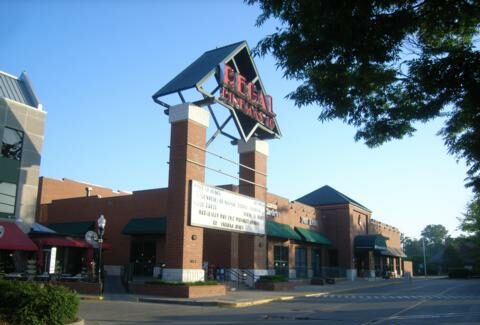 Regal Green Hills - Showtimes & Tickets