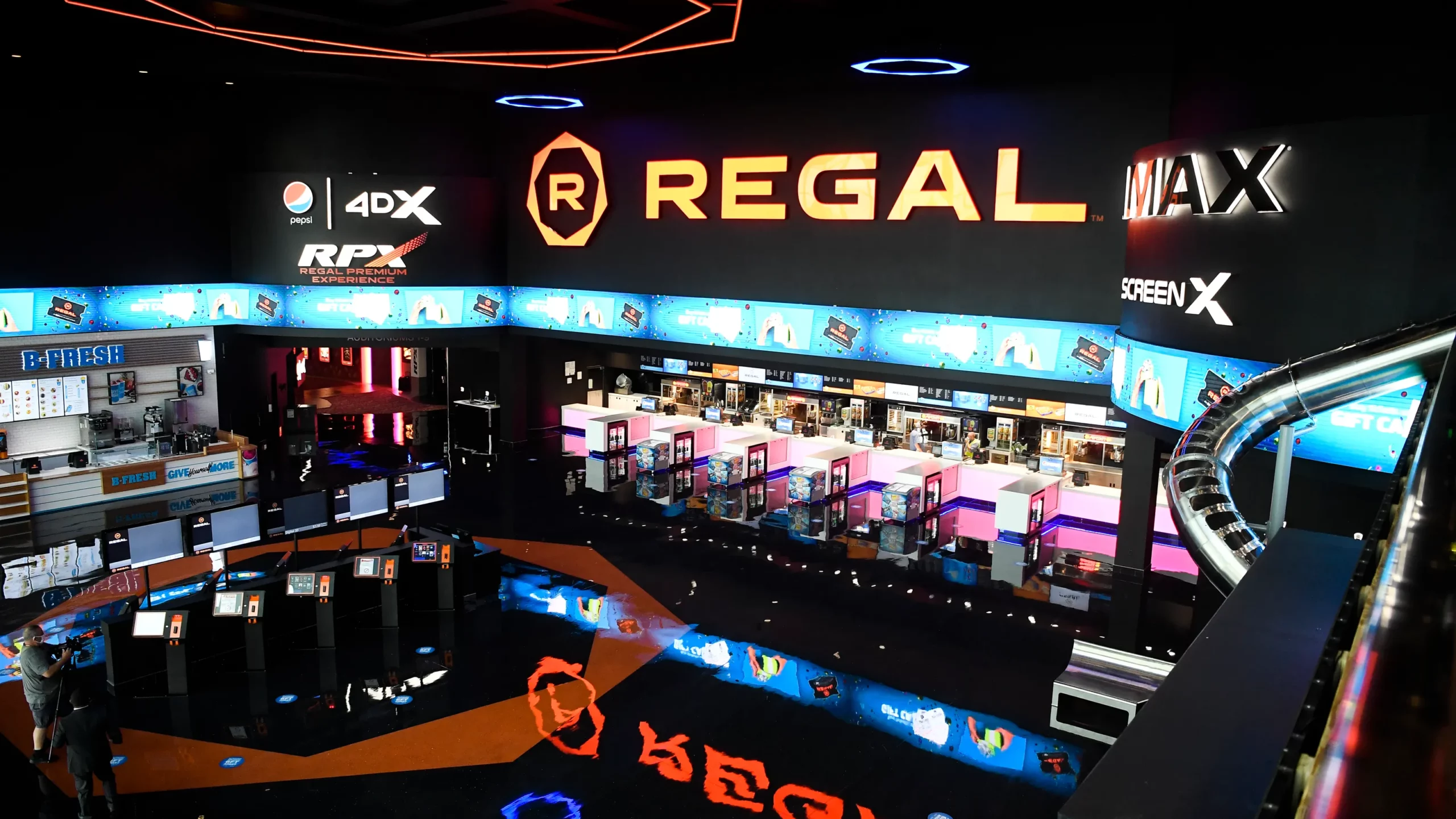 Regal Pinnacle - Showtimes & Tickets