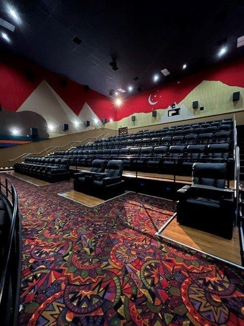 Regency Calabasas Commons Theatre - Showtimes & Tickets