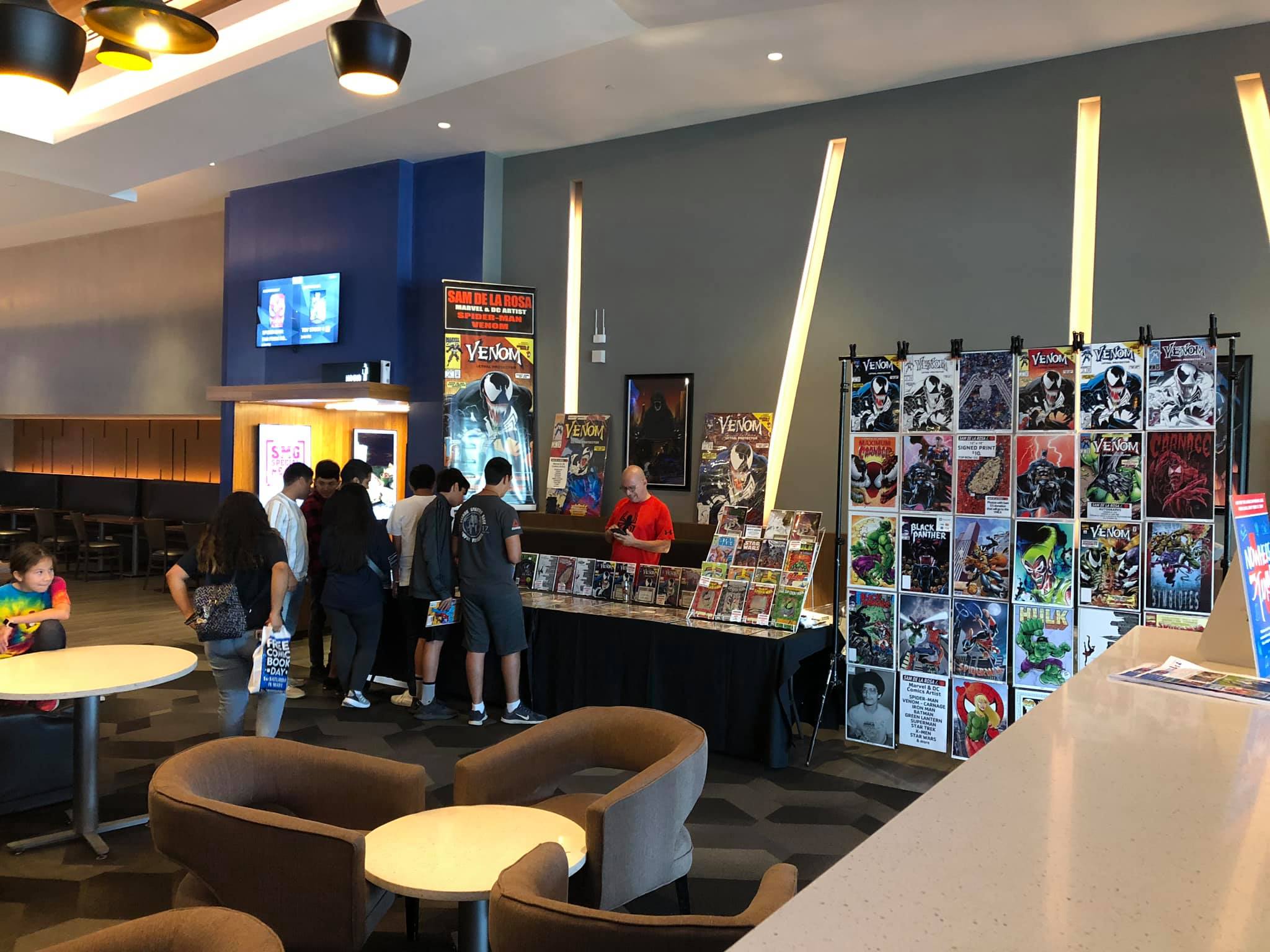 Studio Movie Grill Lincoln Square - Showtimes & Tickets