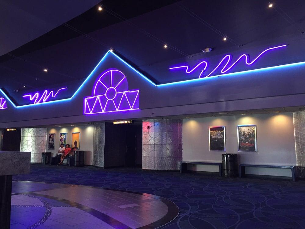 Santa Rosa Airport Stadium 12 - Showtimes & Tickets