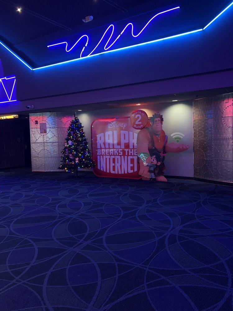 Santa Rosa Airport Stadium 12 - Showtimes & Tickets